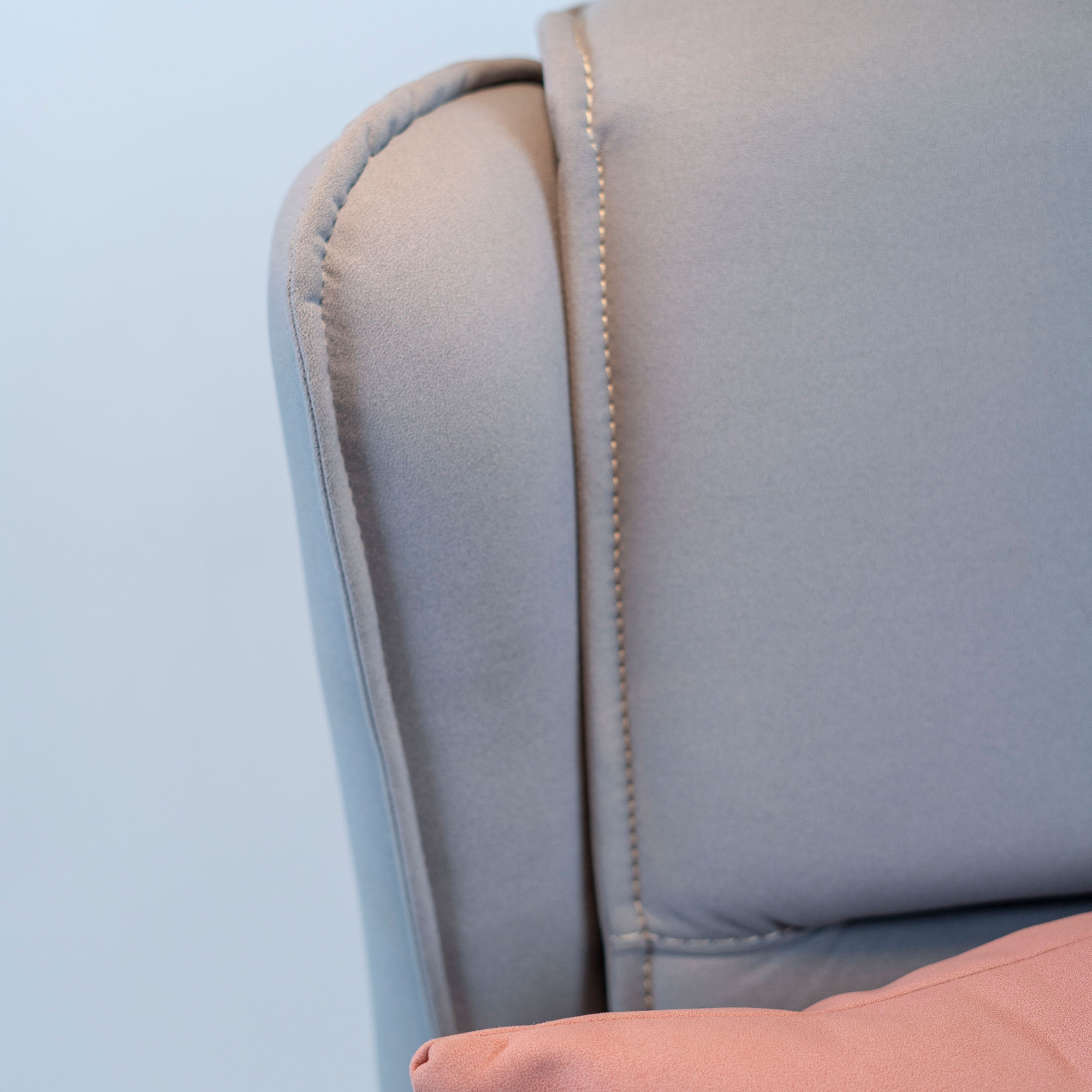 Serenity Luxe Armchair | FurniFlex